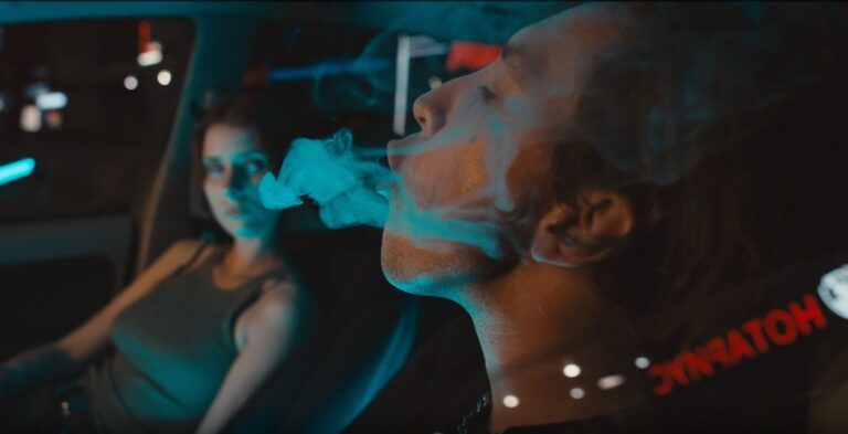 How To Stop Stomach Pain From Vaping? Expert Tips to End Stomach Pain ...